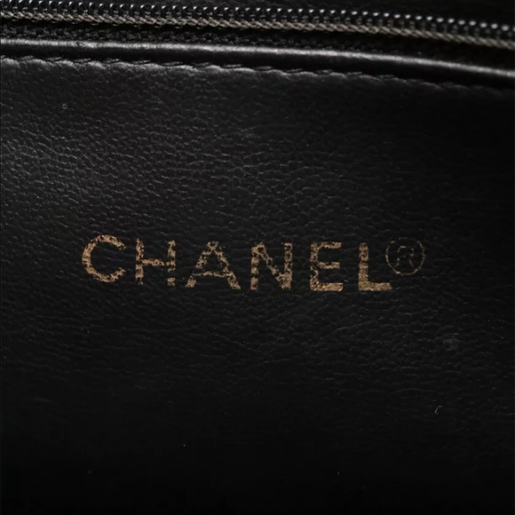 CHANEL | Bags | Chanel Interlocking Cc Chain Shoulder Bag Lamb | Poshmark